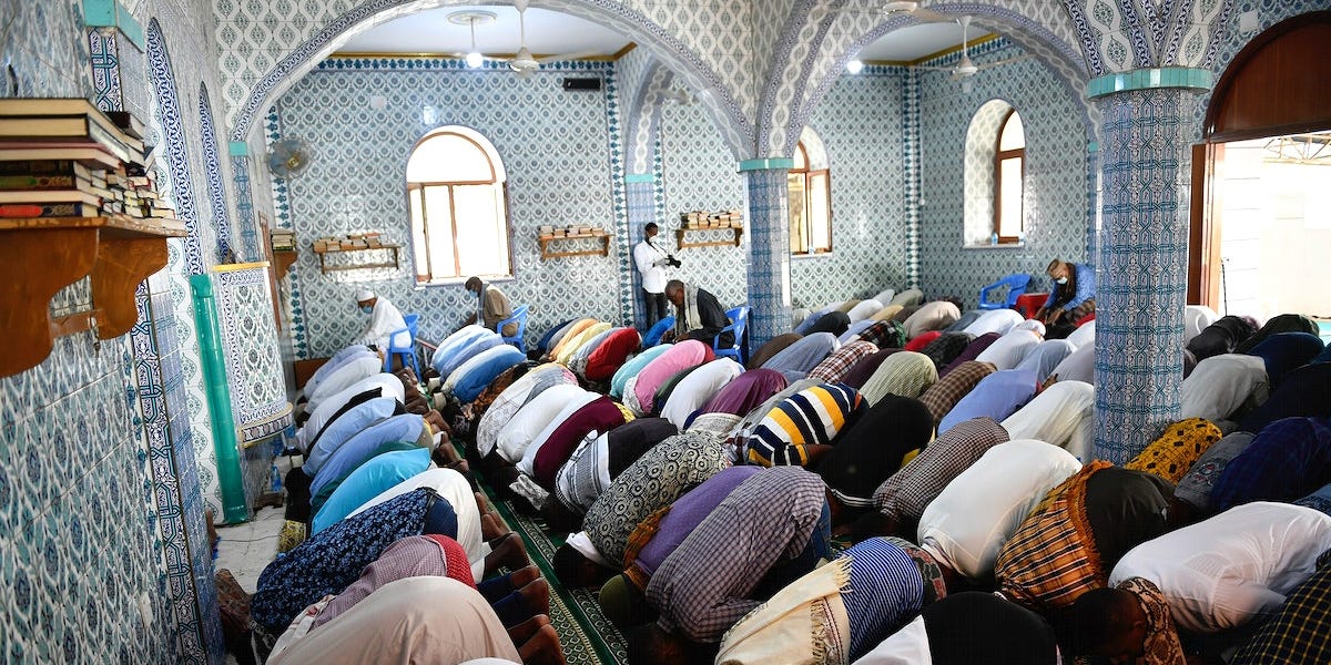 Religious Moderates: An Opportunity for Secular Community-Building