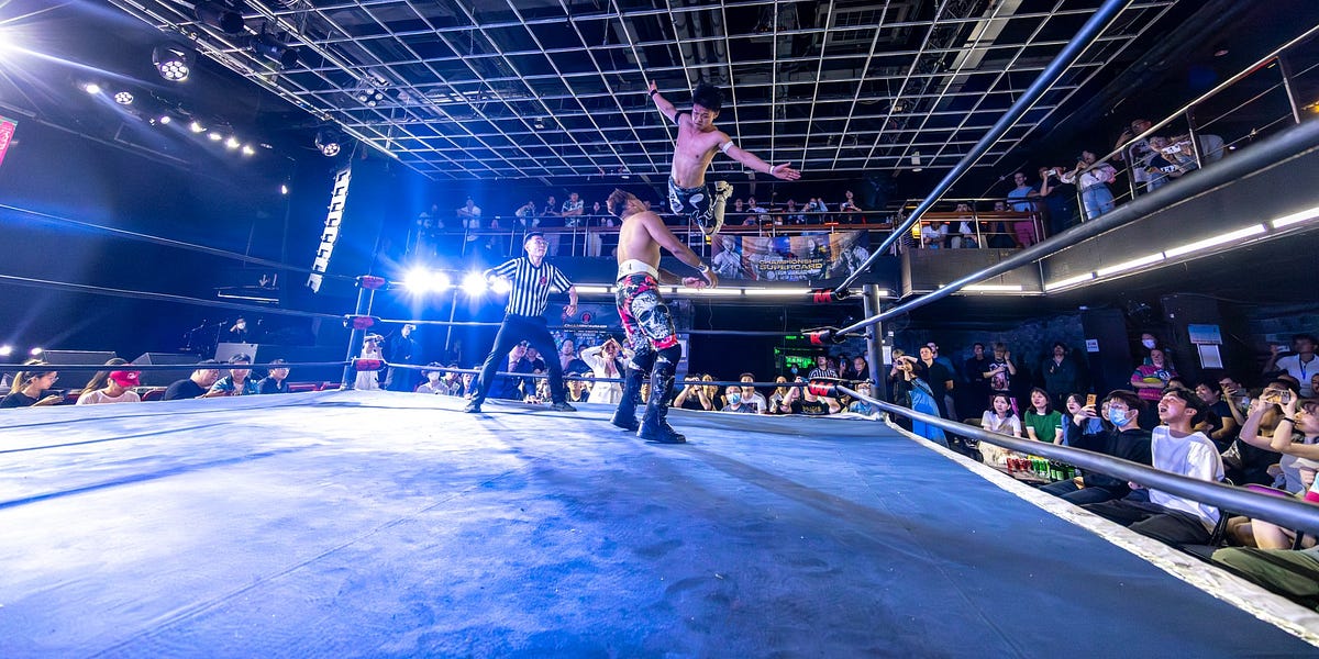 Miss Elizabeth - by Anthony Tao - Poetry from Beijing