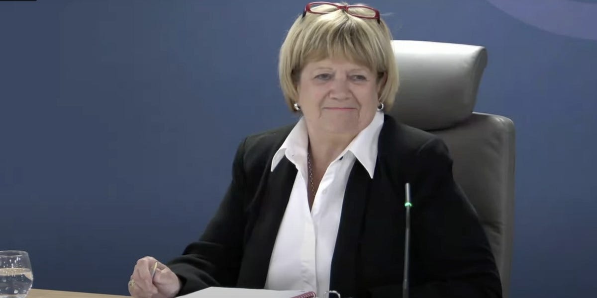 Who’s to decide? - by Joshua Rozenberg - A Lawyer Writes