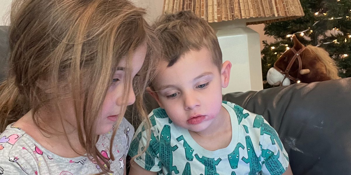 Hide & seek - by Kayt - Smiley Riley