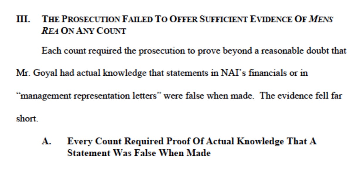 Use umbrella text to keep judges oriented in legal briefs.