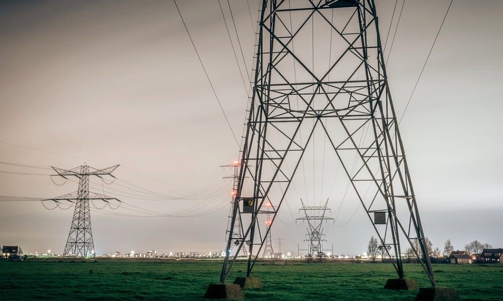 A tale of two clean-energy transmission lines