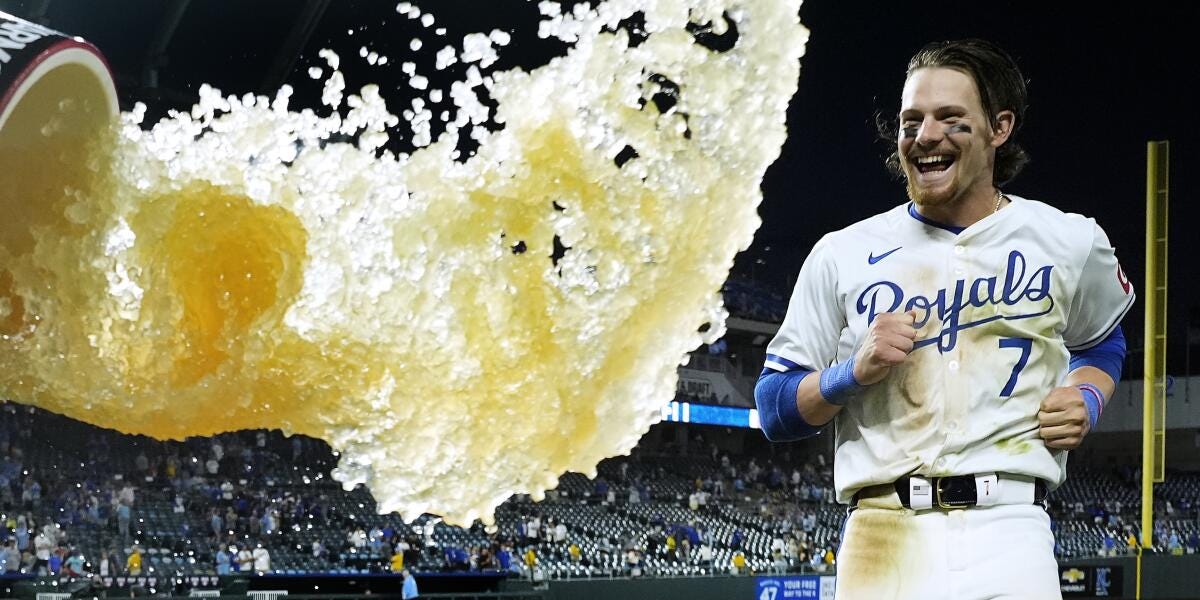 Just Bob and the Boys Boppin' in a Royals Win
