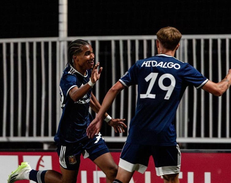 RSL call up Zavier Gozo, Griffon Dillon, Axel Kei for road match at LA ...