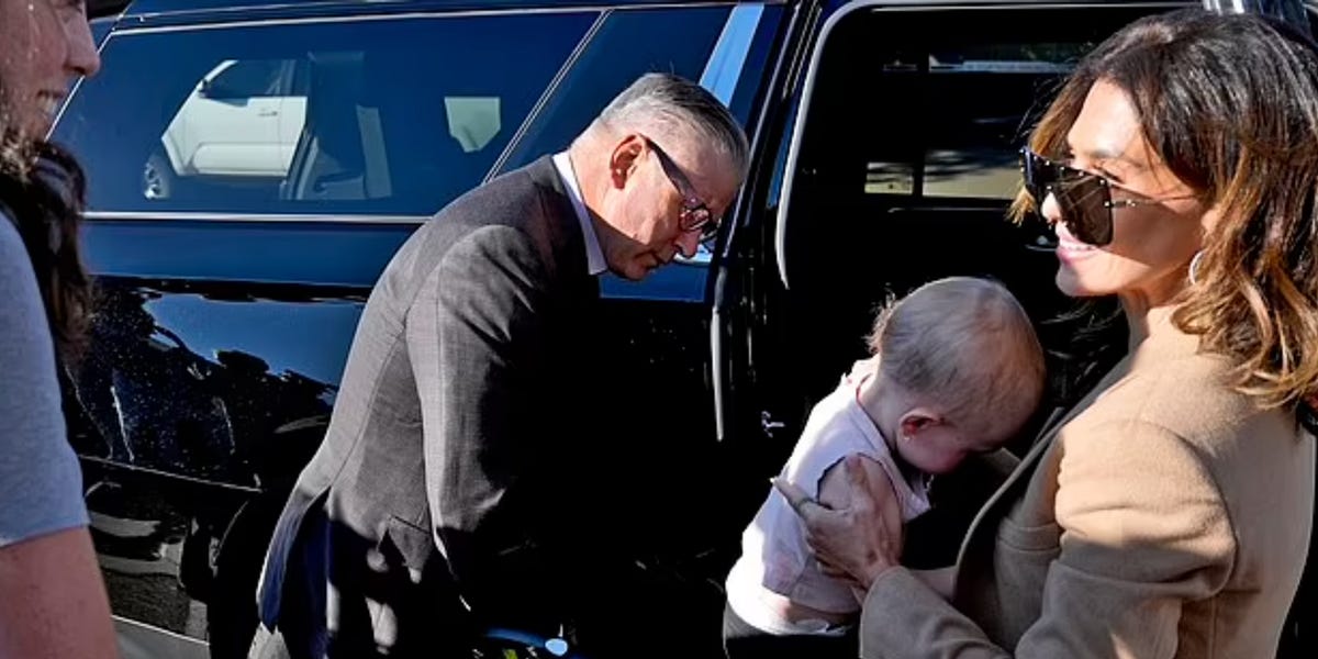 Alec Baldwin’s Wife And Crying Baby at Santa Fe Trial- Publicity Stunt ...