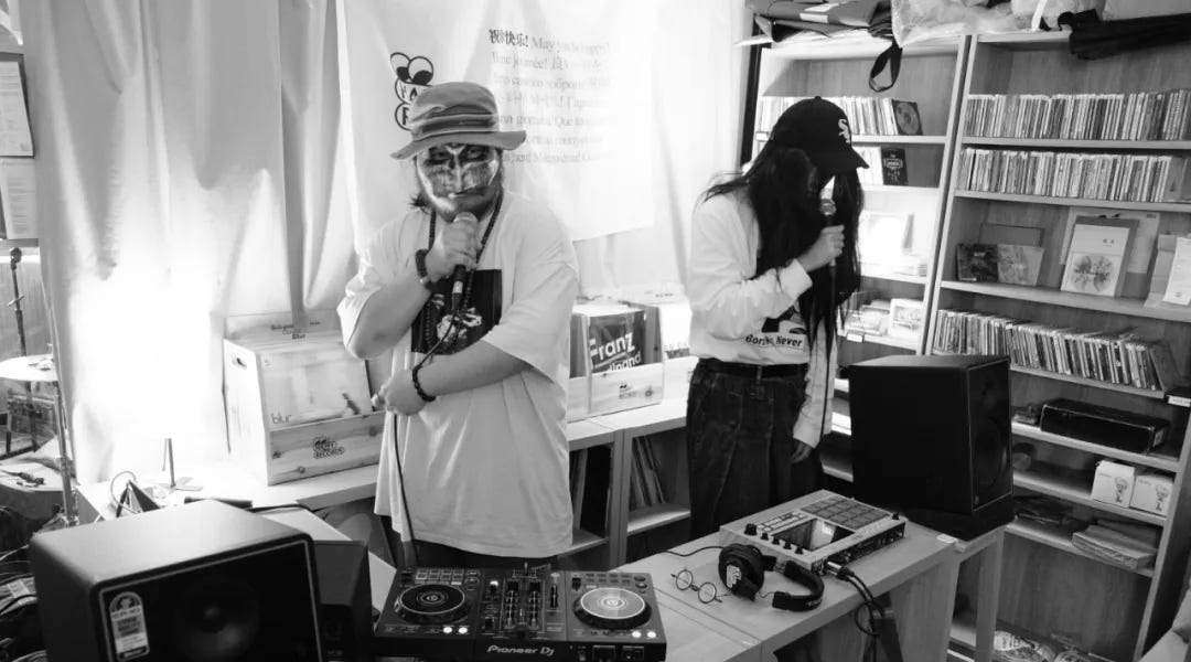 专访 梨朴 | 让音乐向声音让步 - UPEE REVIEW