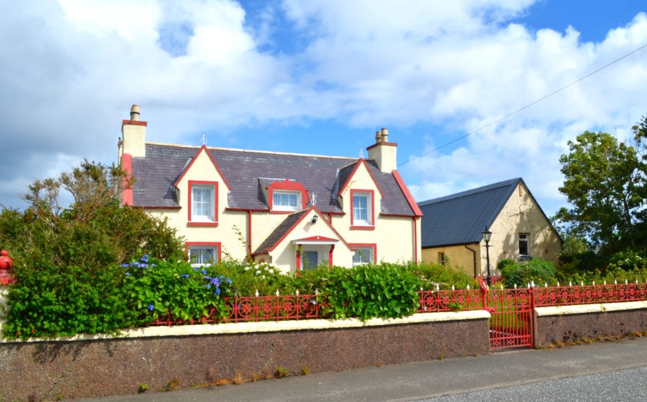 🏡 29 UK Smallholdings For Sale ~ £85K To £495K (January 11th 2025)