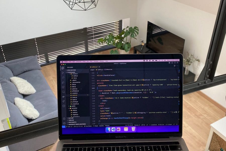 Consistent vs constant - by Lilian ッ - Lilian Ships