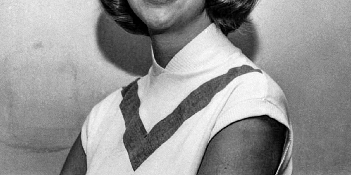 How Sylvia Plath Uses the Moon as Both a Weapon and a Prop
