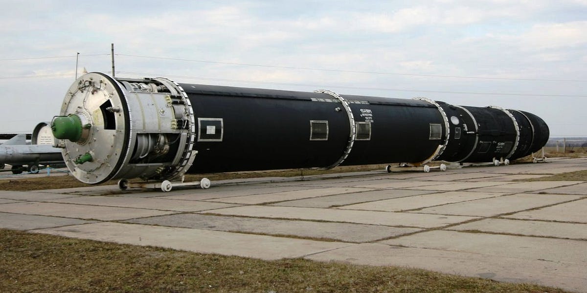 Russia: Sarmat "Satan II" MERV Equipped ICBM Put On Combat Duty