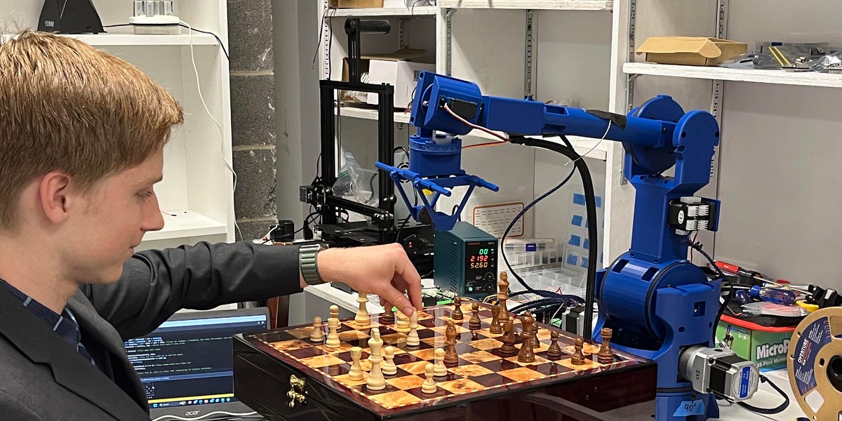 My Robot Can Beat Anyone In Chess! | How to Build/Program | 1v1 Against ...