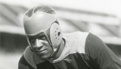 Pigskin Dispatch Podcast: Winged Helmet Variations