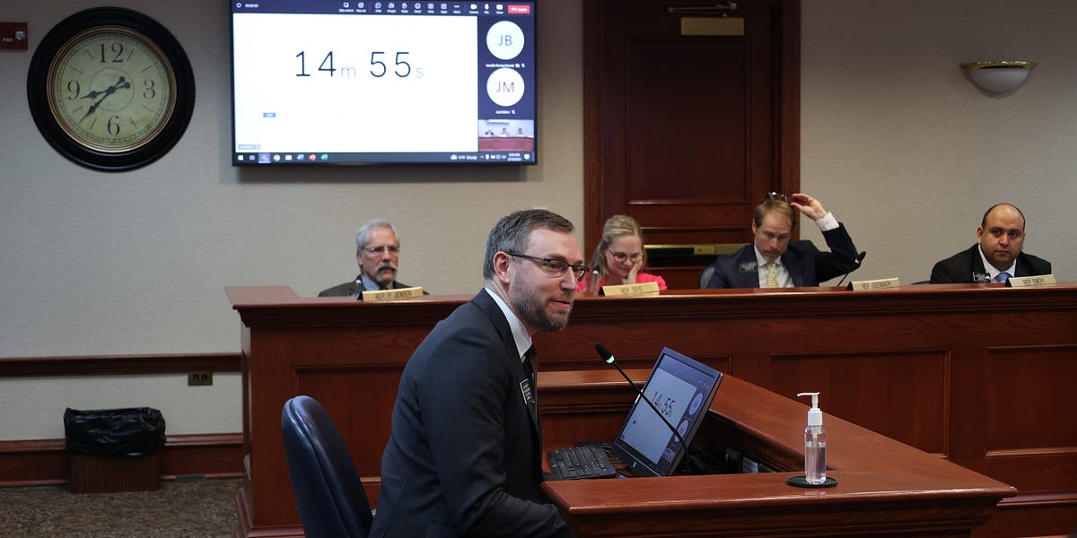 Voucher measure fails, but school officials put on defensive