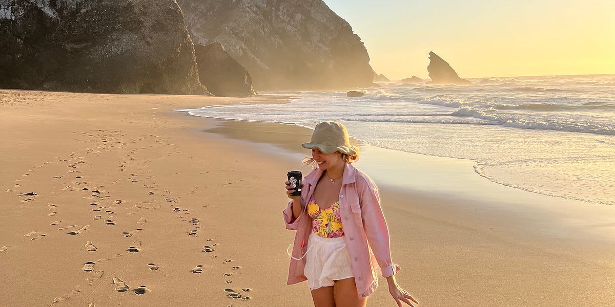 the resume I'll never submit - by Eden Avery - girlhood