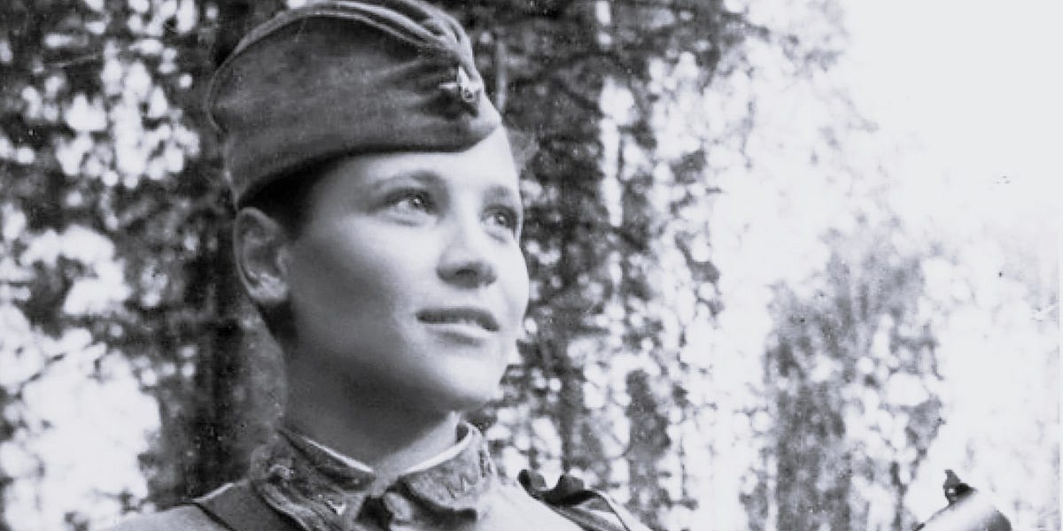 Lyubov & Mariya - by Hayley Noble - Women in WWII