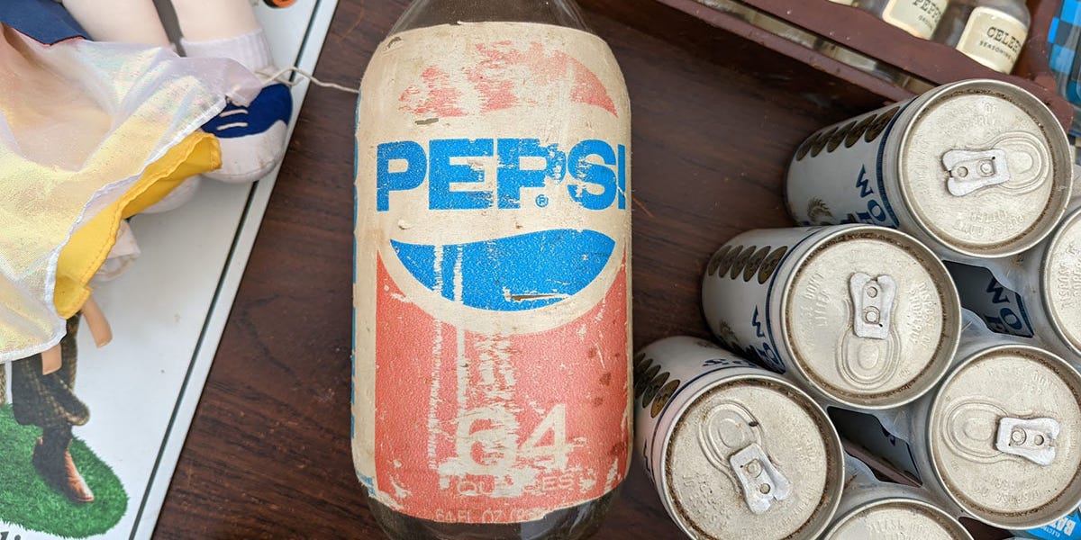 In 1977, the New 64 oz Pepsi was THE BOSS - The Retroist