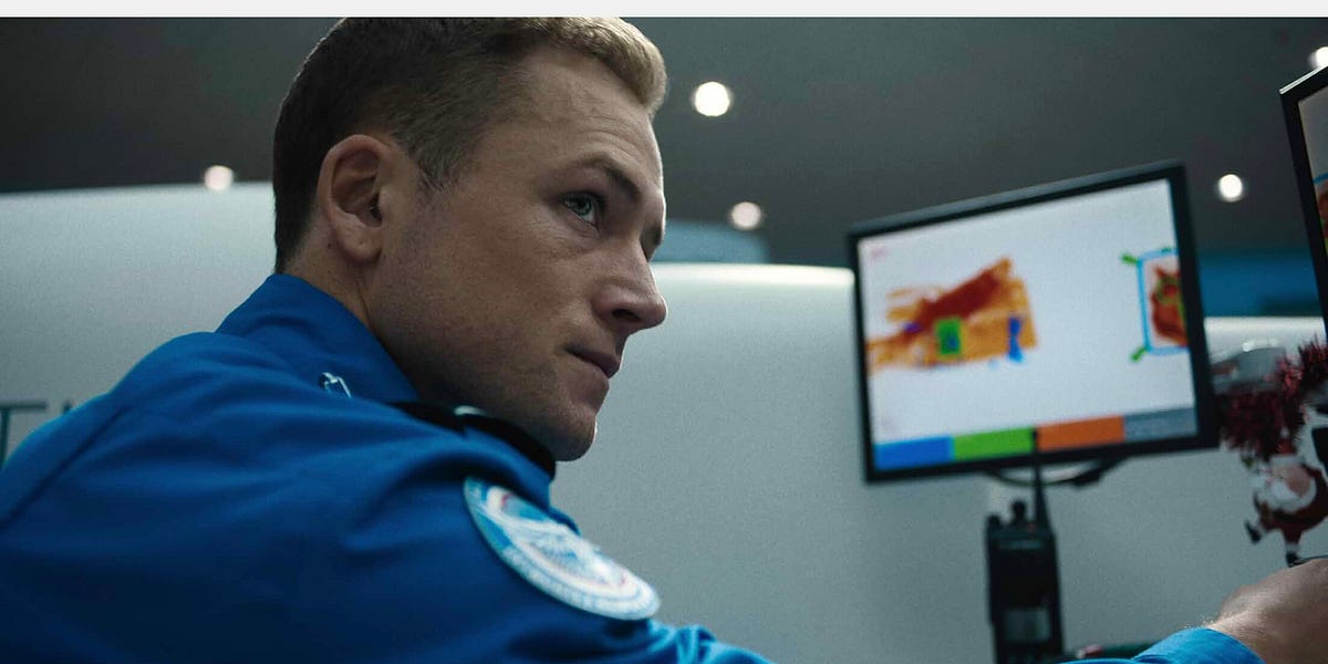 Carry-On (Jaume Collet-Serra, Netflix, 2024) & La Palma (Kasper Barfoed ...