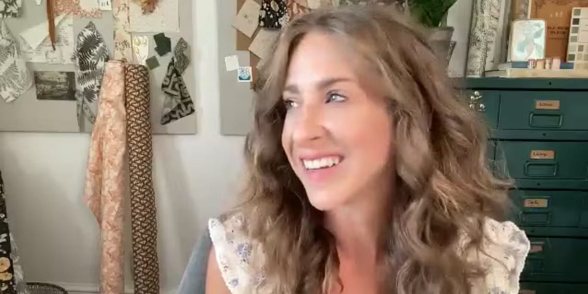 Let's learn from million-dollar course creator and blogger Bonnie Christine