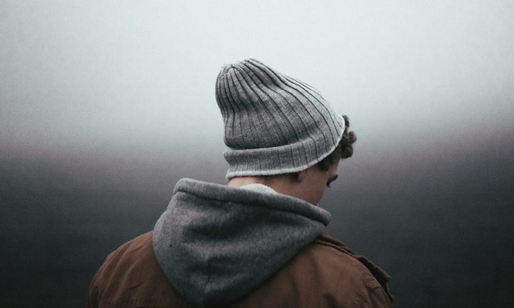 9 Signs of a Low Vibration Person - by Jennifer