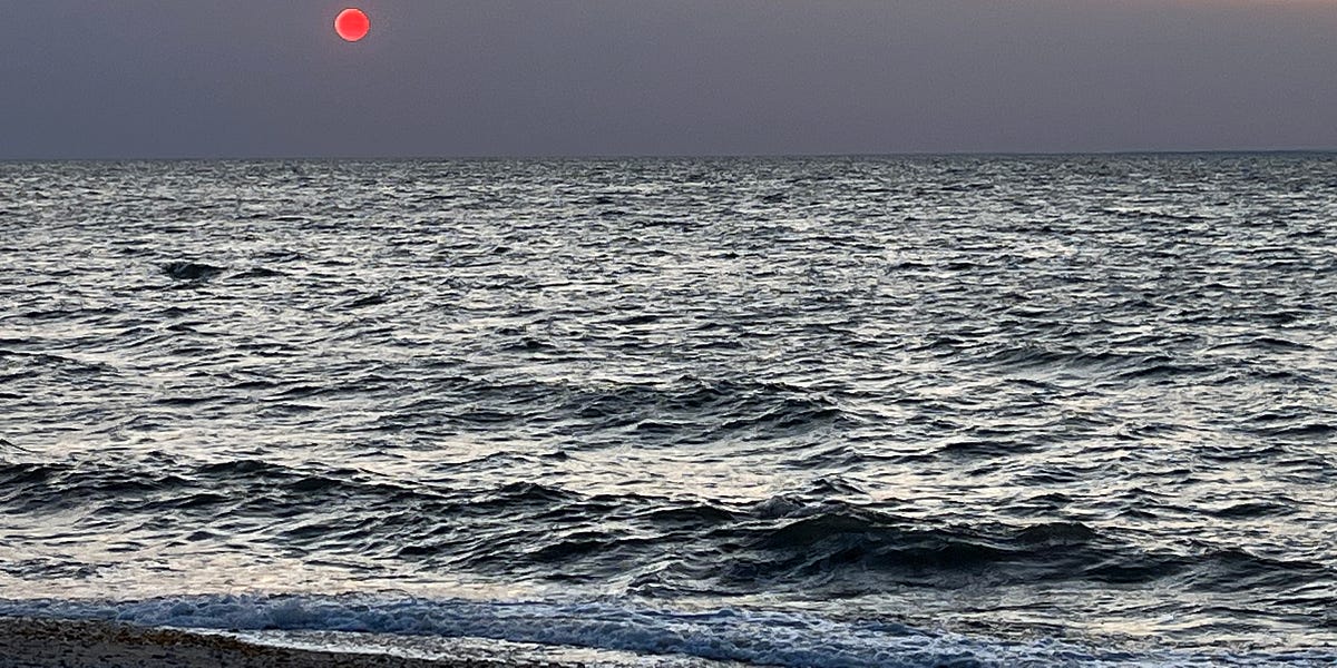 An Anacoluthon of Memory and Identity in Virginia Woolf's "The Waves"