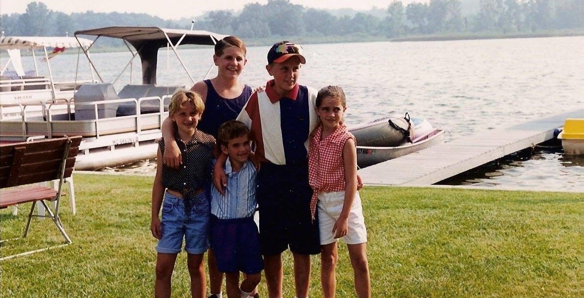 Under The Right Circumstances - by Valerie Bishop Pearson