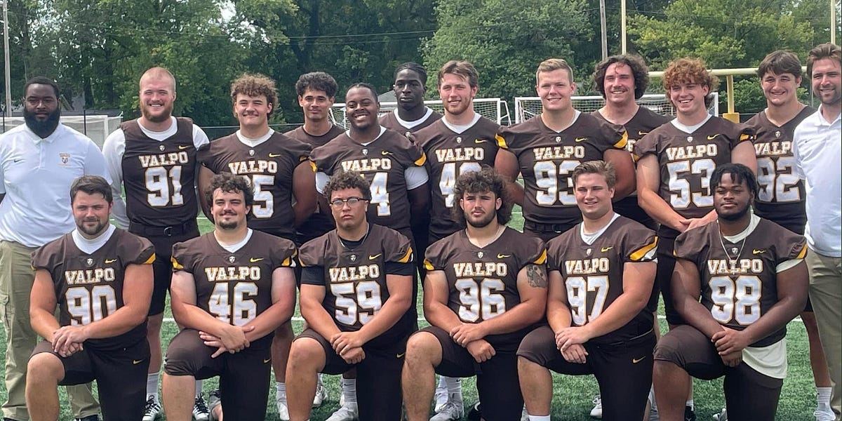 Beacons by position: Defensive line sets standard for Valpo