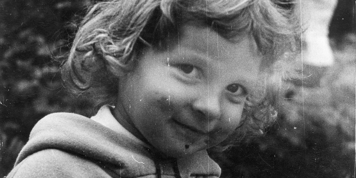 Introduction - Mikhail Rogov