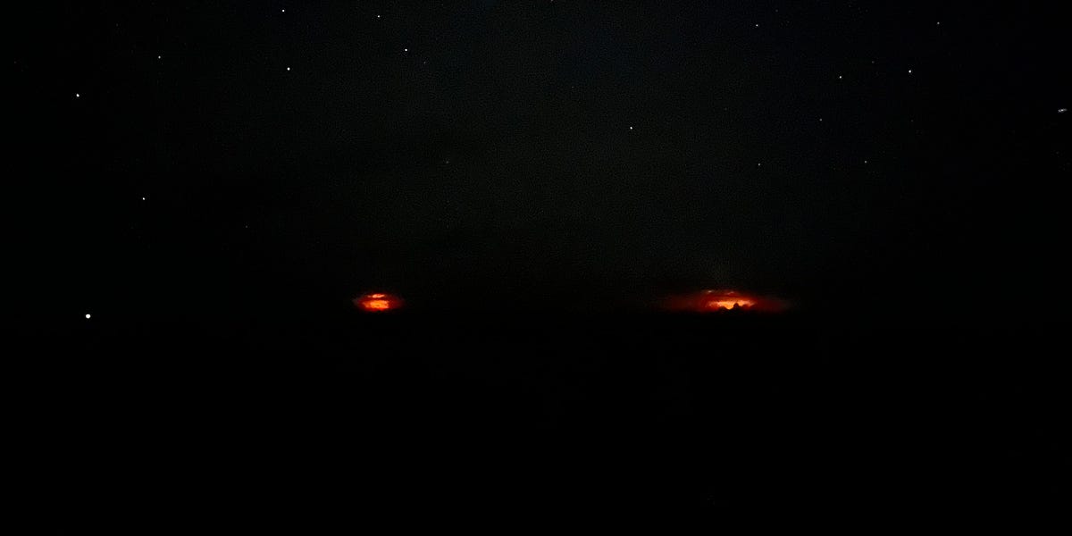 Red Lightning - by Alex Kinsella - Cloudlooks