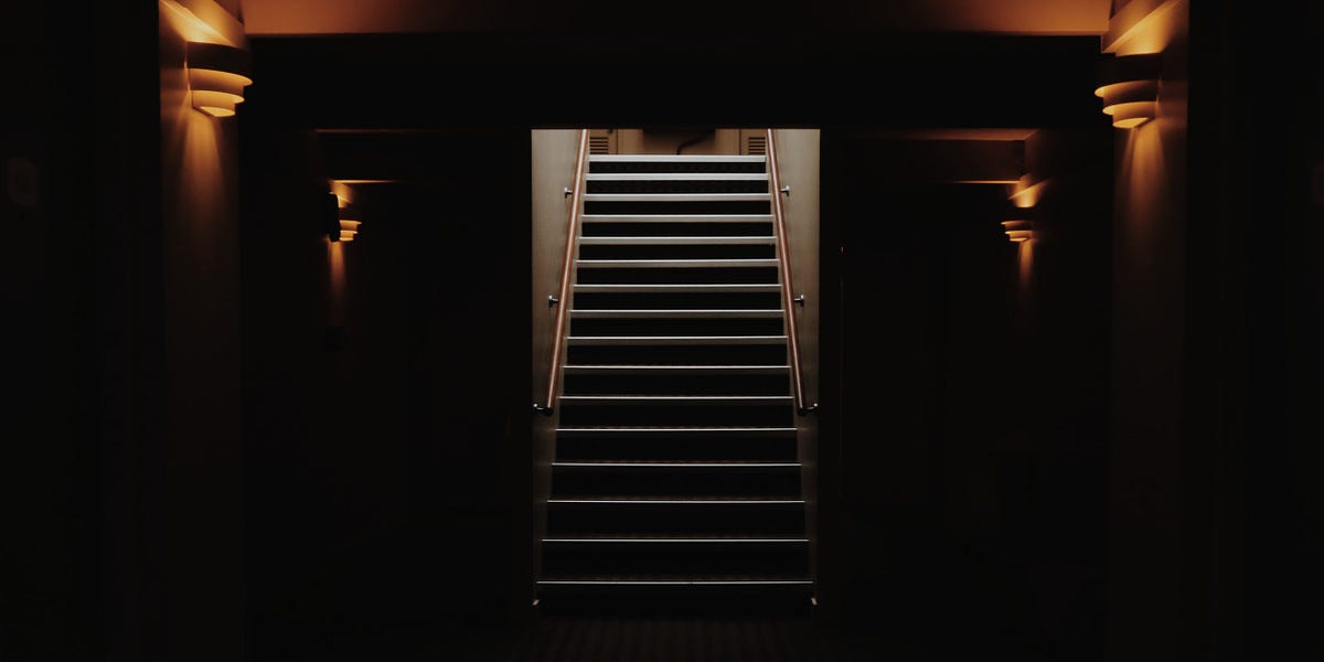 More Victims of American Airlines Flight 587 Pilot and Rapist Sten ...