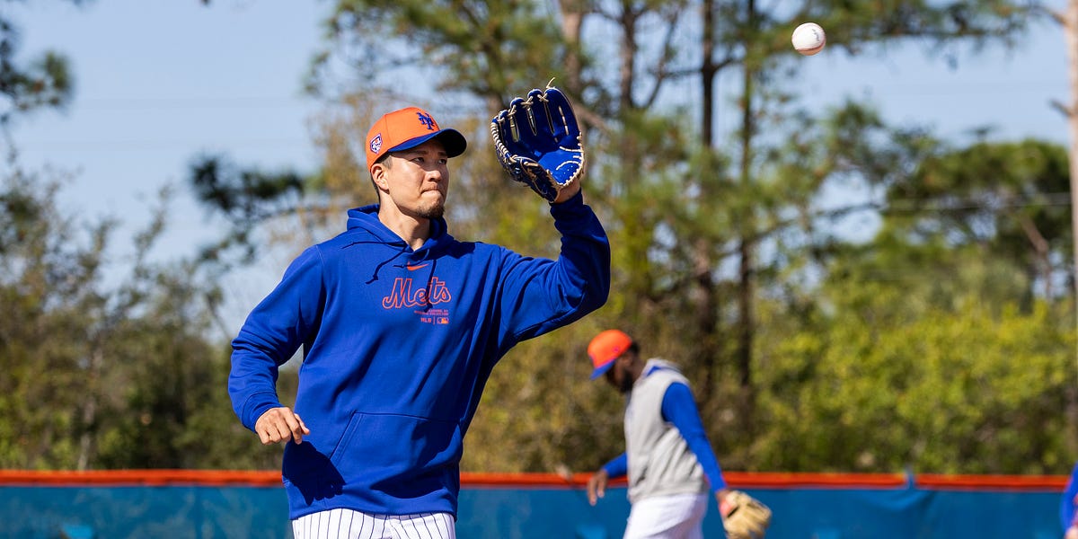 Mets hold their first workout for pitchers and catchers, make some ...