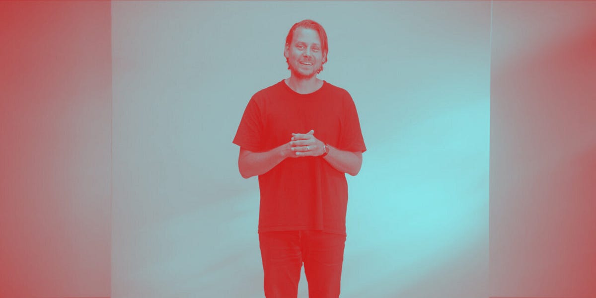 Cage-Stage Comerism - Back Again with Ian Harber