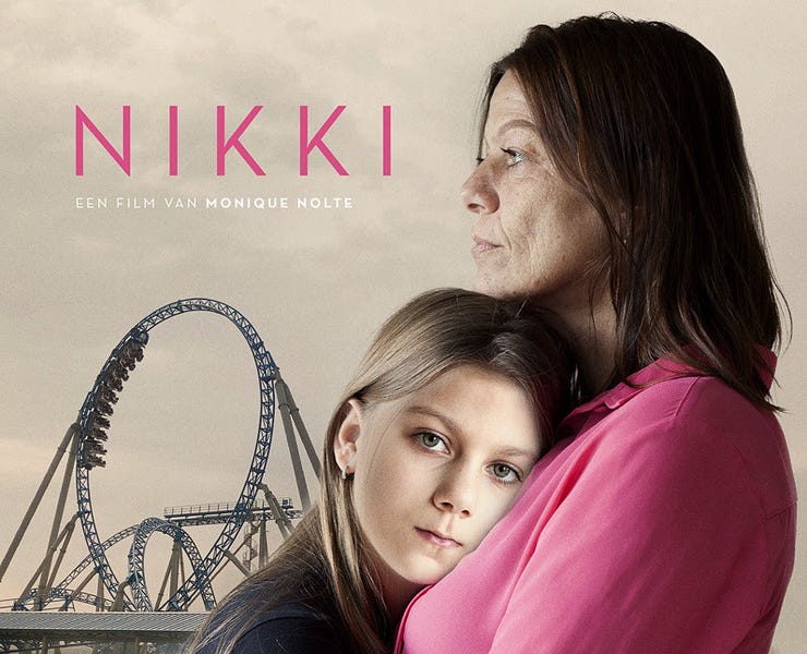 De DocUpdate (26 september 2022), met o.a. KOPP-kind Nikki, straatfotograaf JR, The Real Bling ...