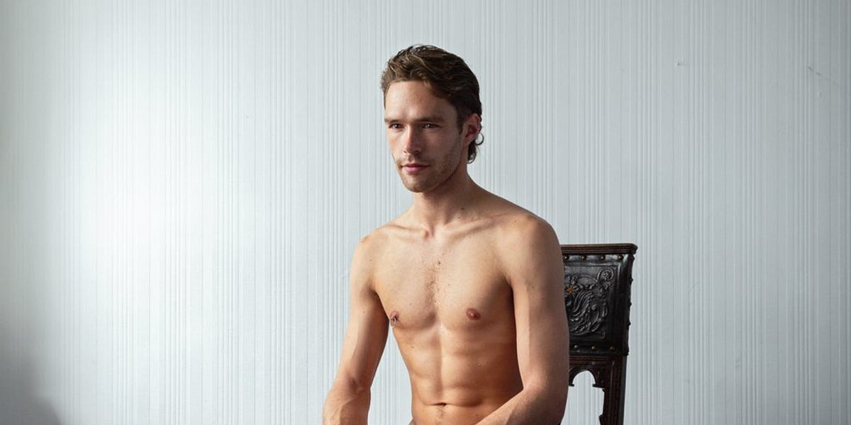 Men Bare All for Belgium Photographer in 'Project Y.'