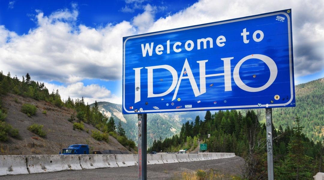 Video store owner's kind gesture to his best customer (video)