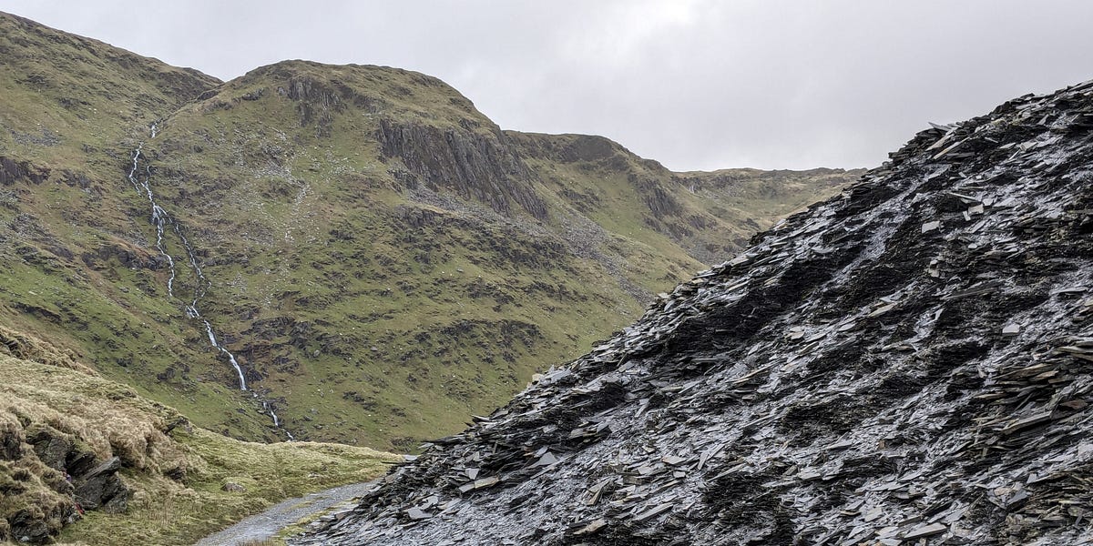 Sanity Amidst The Slate - by Johnathan Reid - ReidItWrite