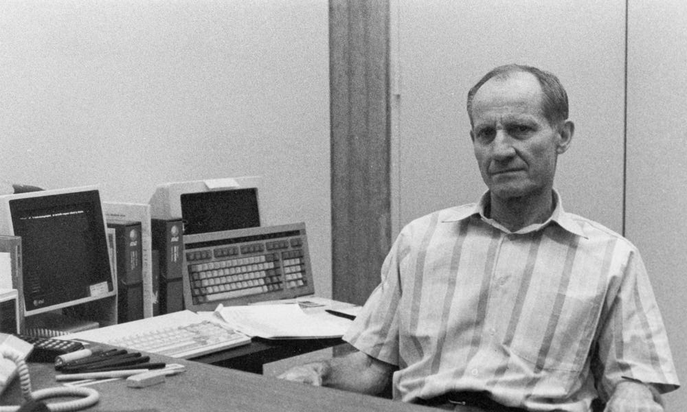 The Past and Present of Computer-Augmented Hypothesis Generation