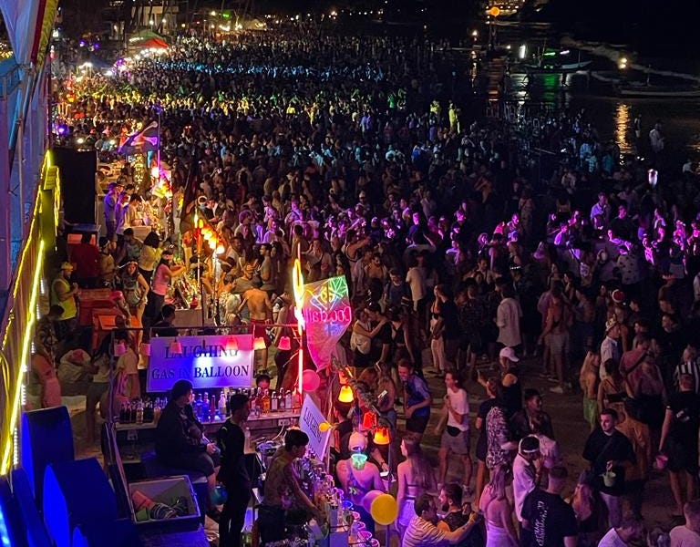 8% - Seul avec du monde autour🚶 - by Mathis Torres