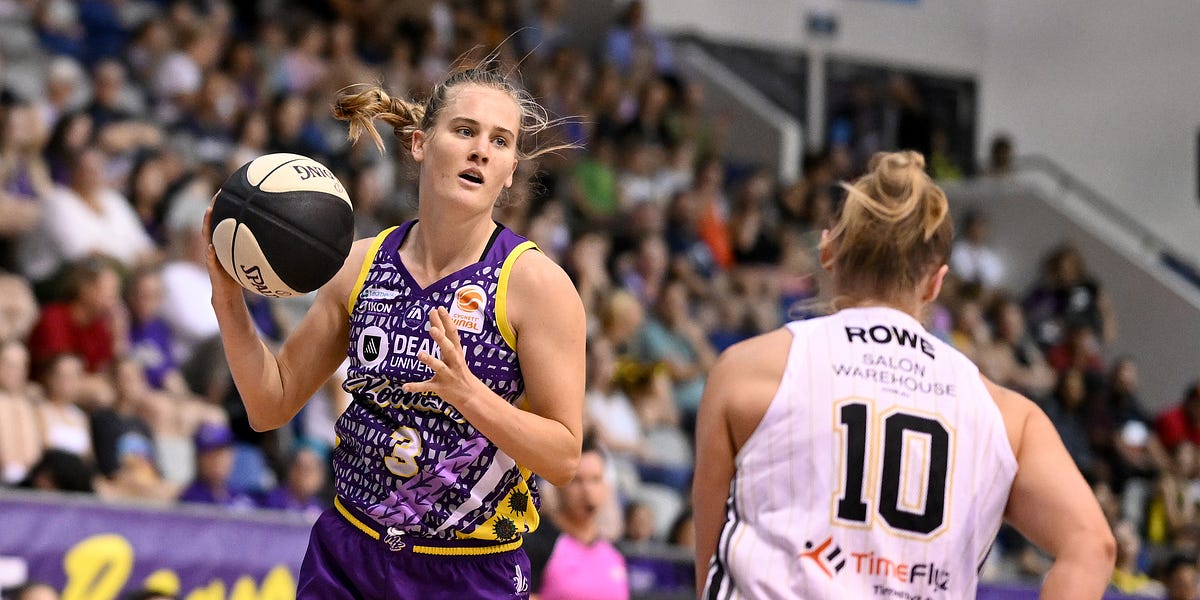 Fever Pitch: Kristy Wallace on her WNBA experience, Melbourne Boomers ...