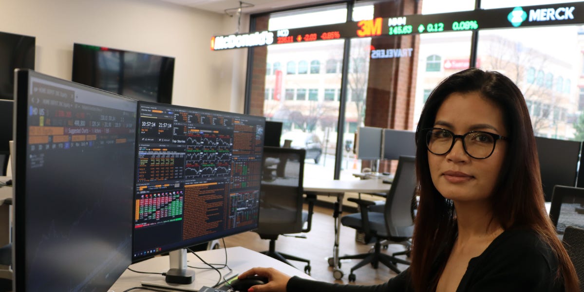 Bloomberg’s 50-billion parameter large language model - BloombergGPT