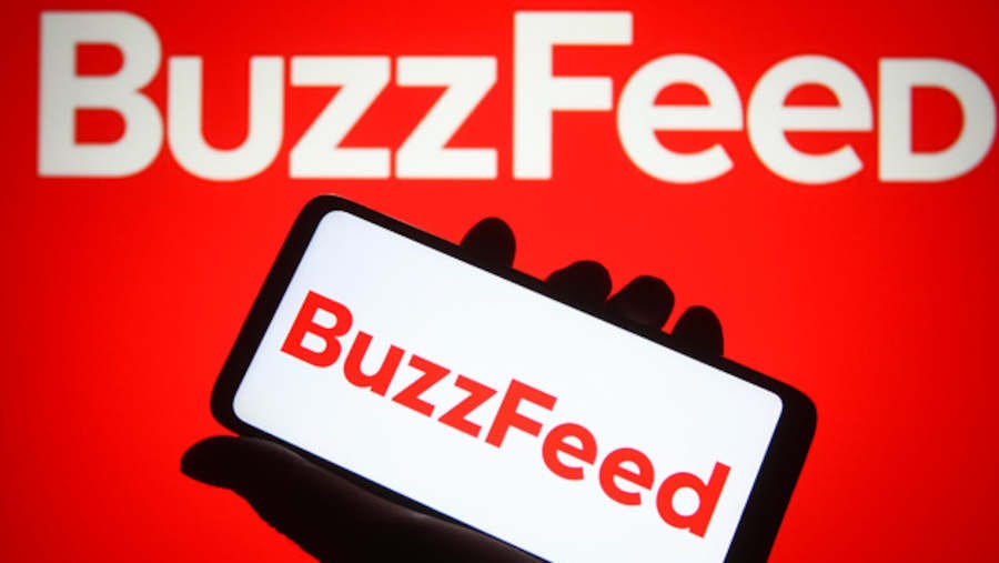 Following CNET's recent confession, Buzzfeed is also embracing ...