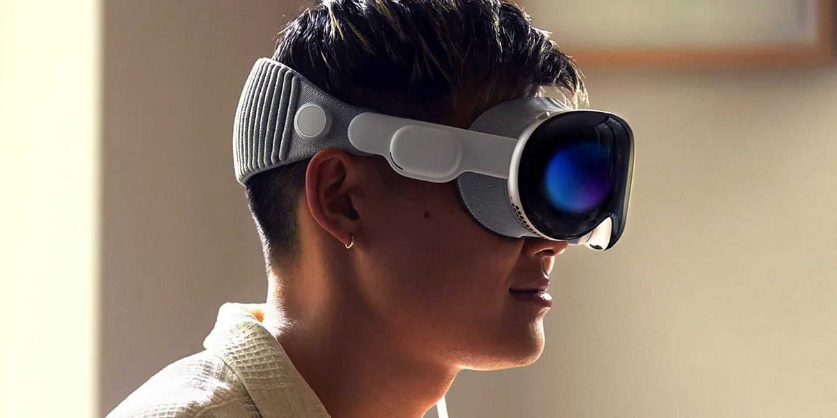 Apple Vision Pro has some crazy developer kit rules