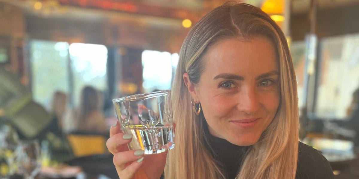 Navigating Your Twenties Sober - by Issy Hawkins