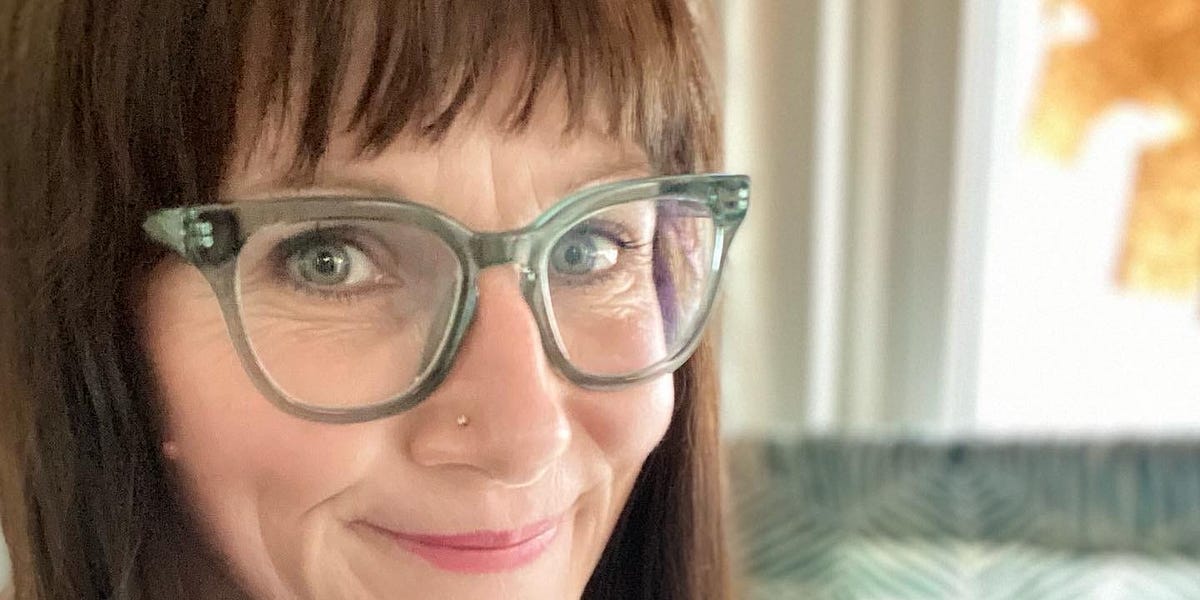 Carrying Truth: A Conversation with Maggie Smith