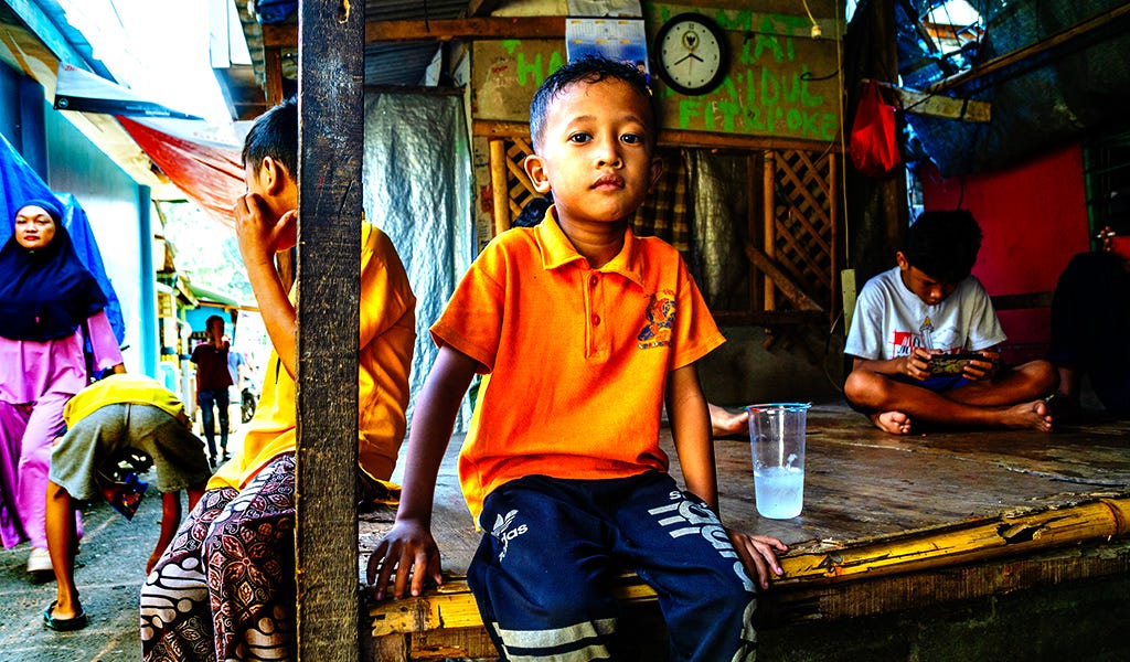 Eating Wind in Jakarta as Jesus Vomits - by Linh Dinh