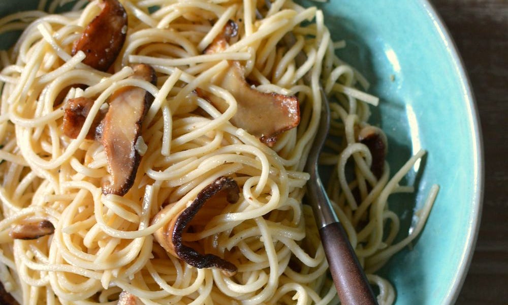Vietnamese Garlic Noodles 2.0, the Umami Shiitake Recipe