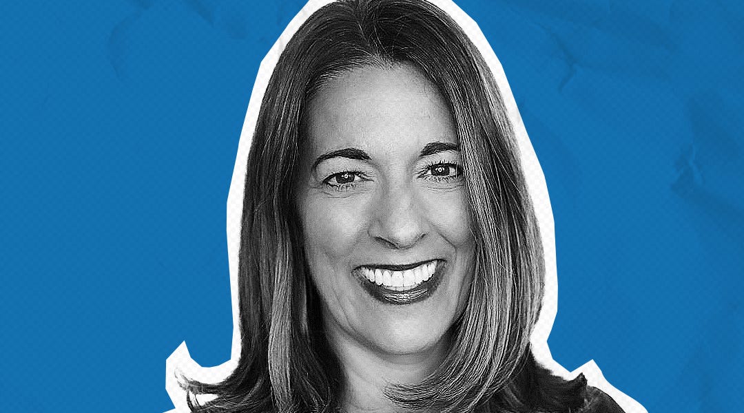 President of Microsoft U.S. Deb Cupp On Coaching Others