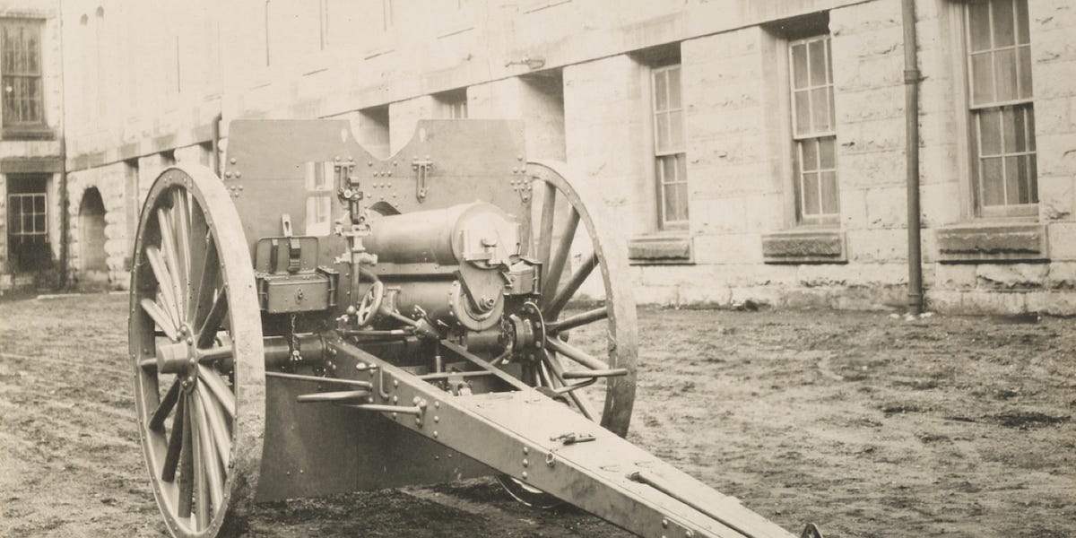 The US Army System of Mobile Artillery