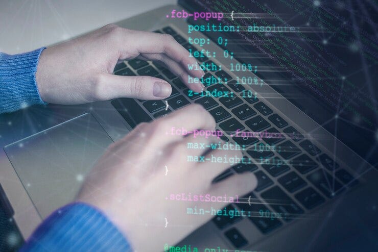 Cronapp apresenta sua plataforma Low-code+ em eventos nacionais e internacionais