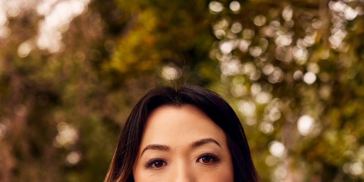 Motherhood Identity Series with Vanessa Dew, serial entrepreneur & co ...