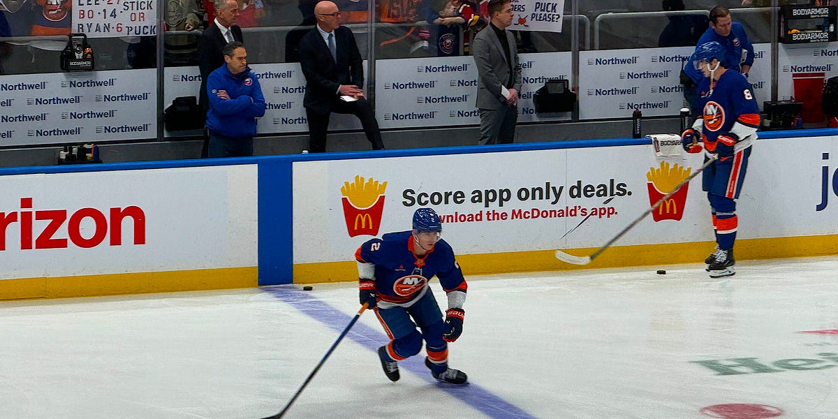 Mike Reilly’s Magical Return: Sights, Sounds & A Lot Of Heart